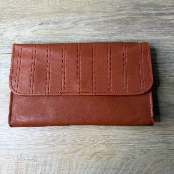 Princess Gardner | Bags | Vintage Princess Gardner Lambskin Trifold ...
